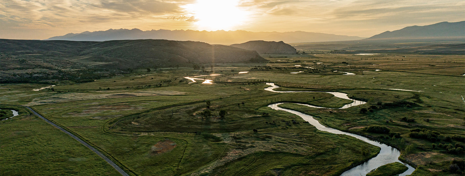 Montana Collection - Fishing Lifestyle Clothes | Simms Fishing