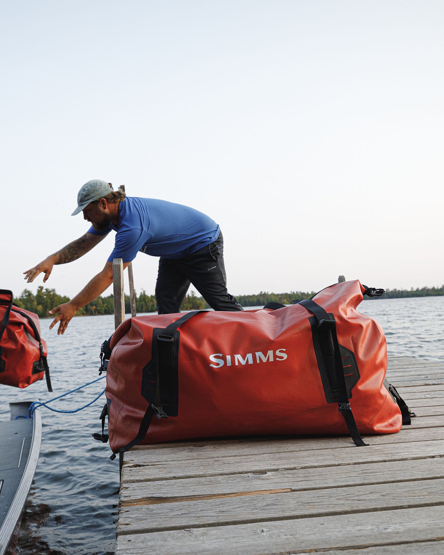 Dry Creek Duffel L - 200L | Simms Fishing Products