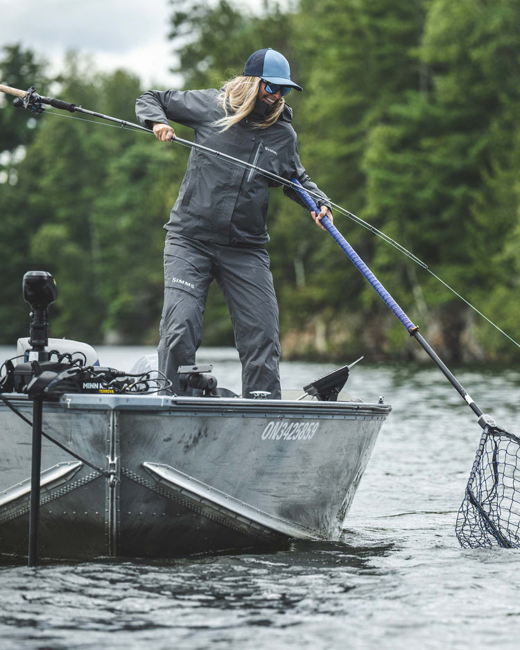 W's Simms Challenger Fishing Jacket | Simms Fishing Products